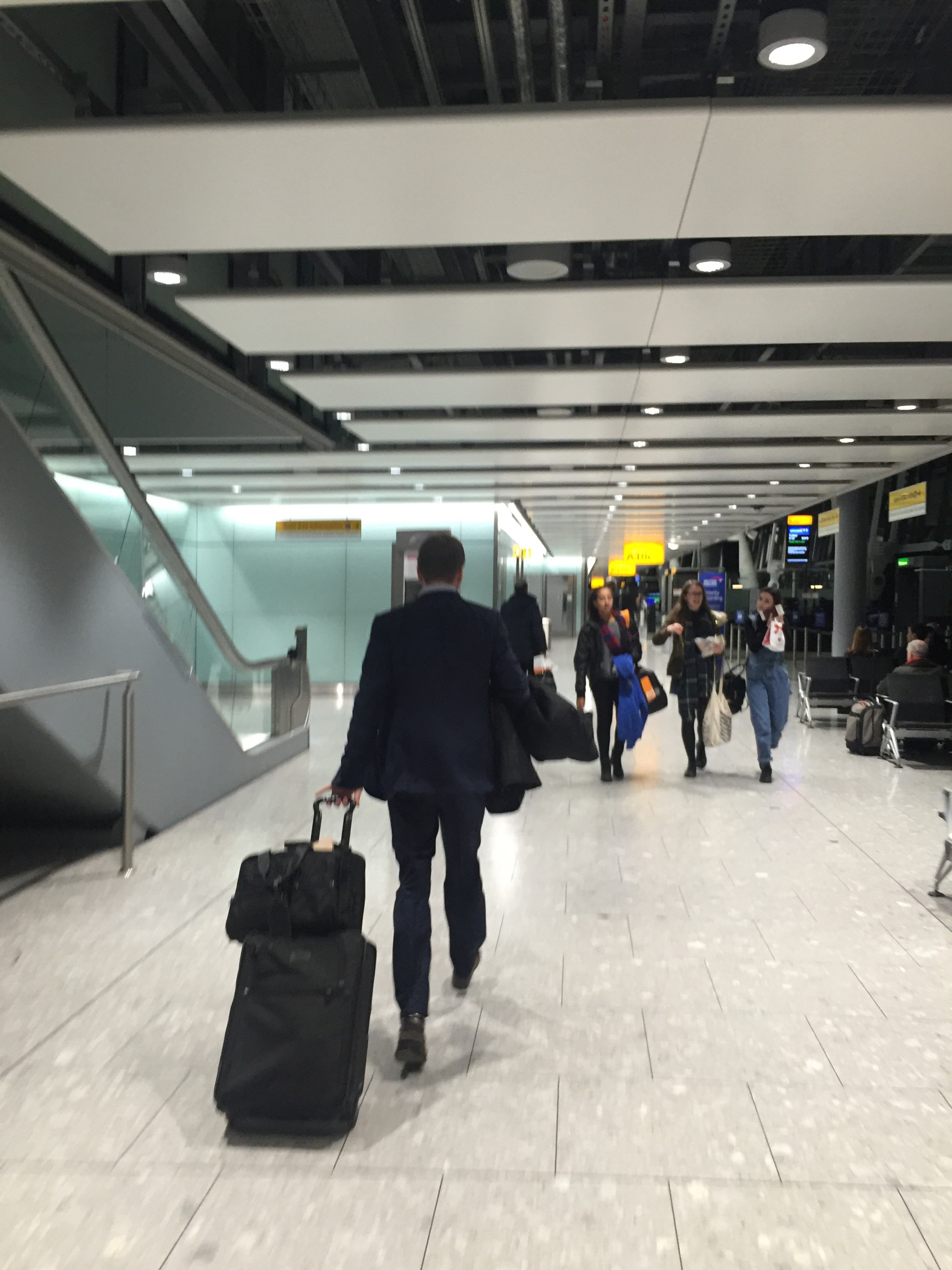 Oh Gate A10. How I hate thee. - Economy Class & Beyond