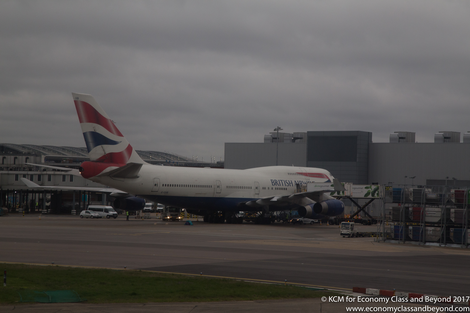 AA47 London Heathrow to Chicago O'Hare - Economy Class & Beyond