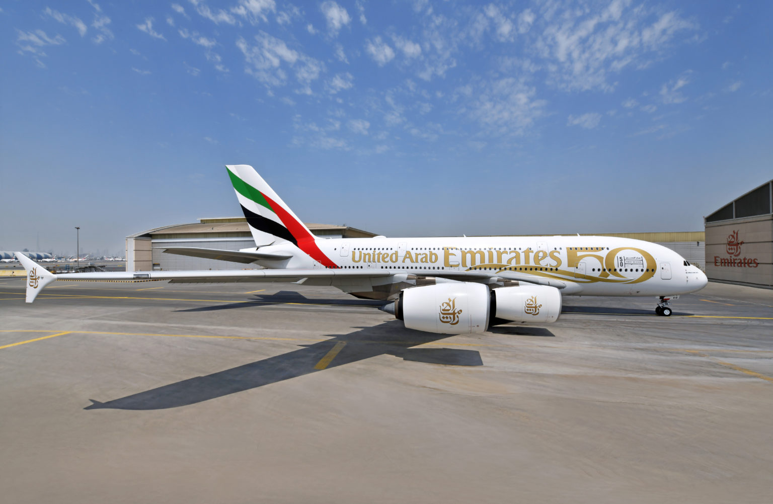 Emirates rolls out its "50 years of the UAE" livery - Economy Class ...