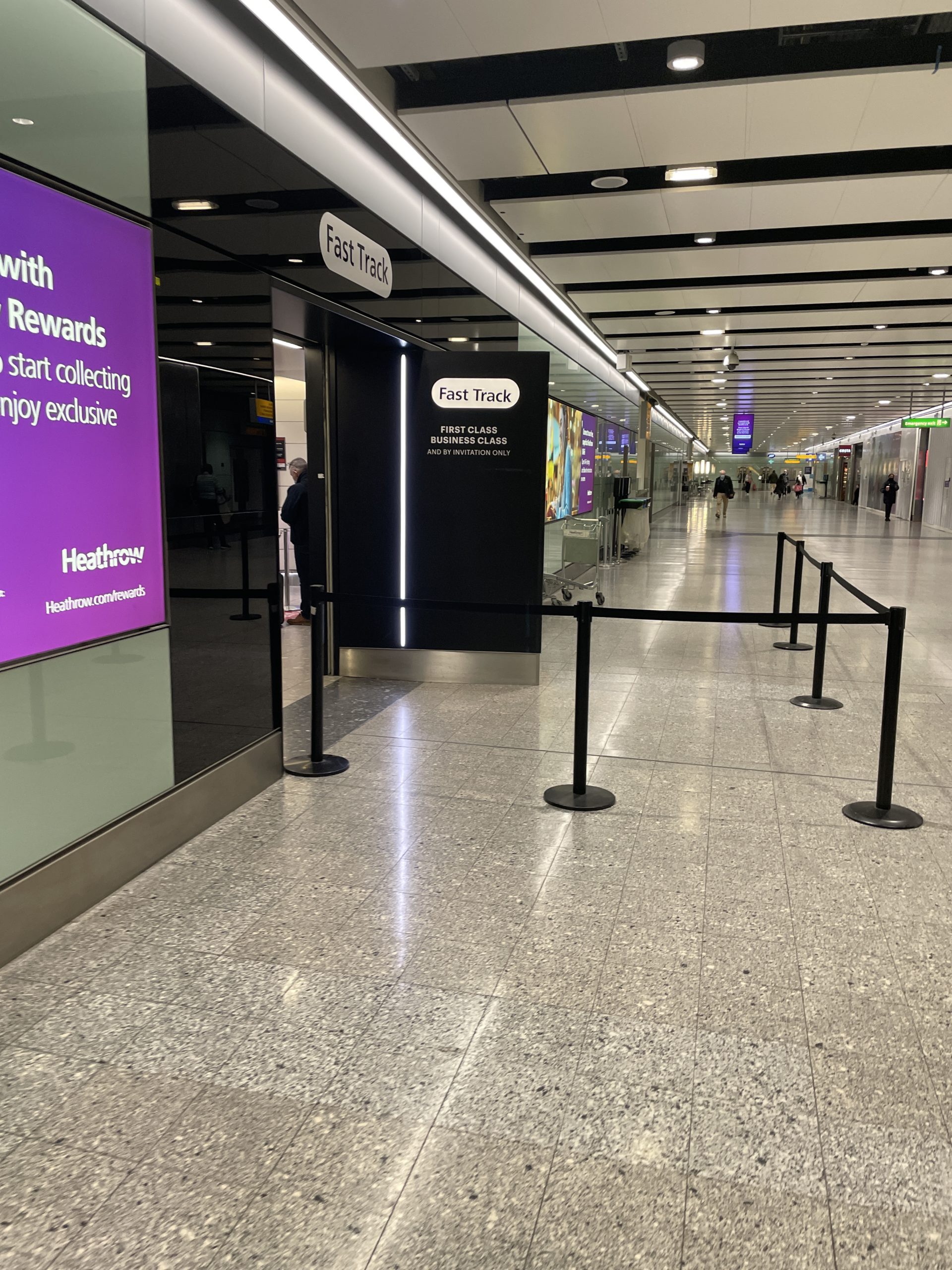 SNAPSHOT: American Airlines 87 London Heathrow to Chicago O’Hare (Main ...