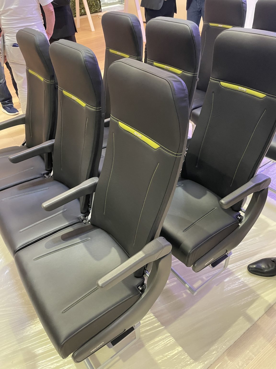 AIX22: Recaro signs Philippine Airlines for additional BL3510 seats ...