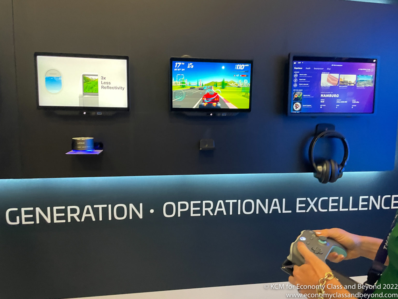 Emirates selects Thales AVANT UP IFE System for its Airbus A350 fleet ...