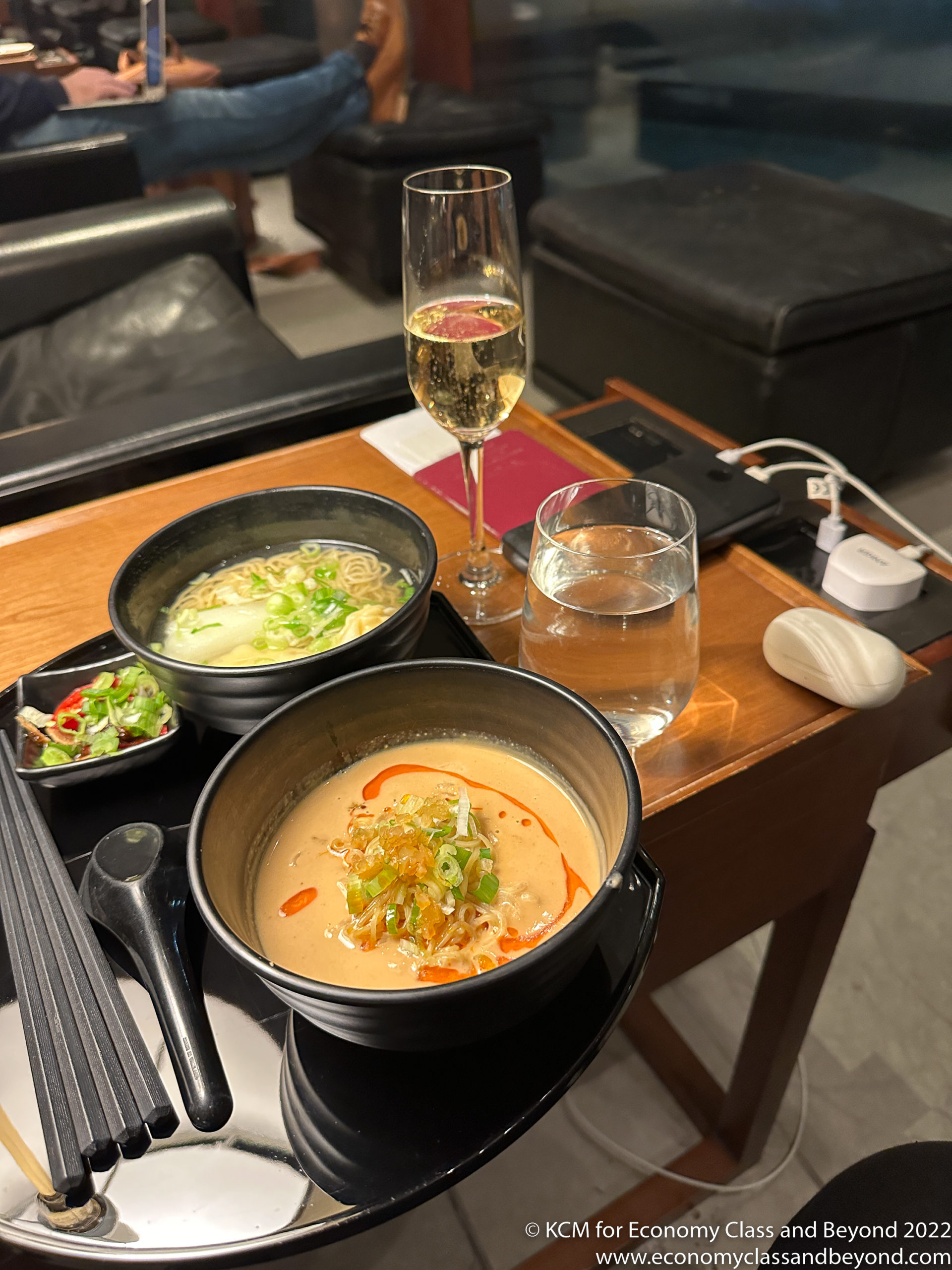 TRIP REPORT: Fall Fun in the Windy City - Cathay Pacific Lounge ...