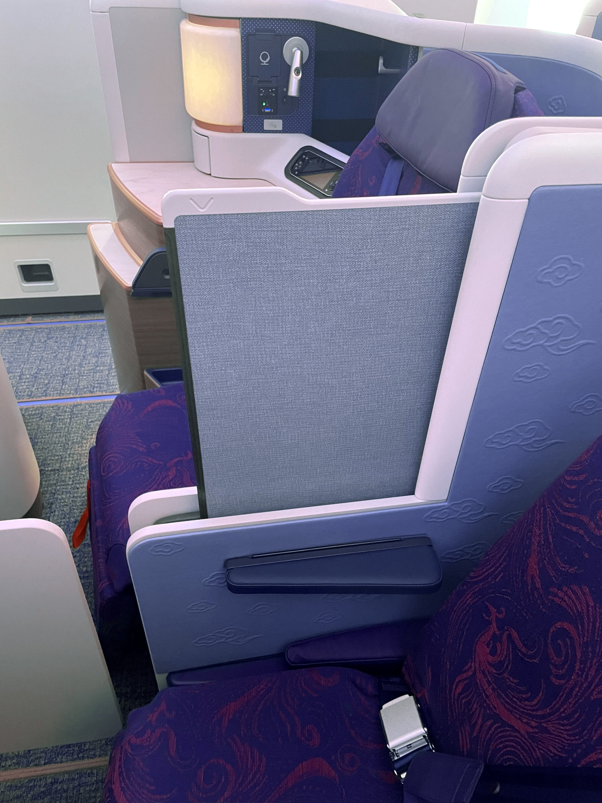 Recaro Aircraft Seating's CL6720 Business Class seat takes flight with ...