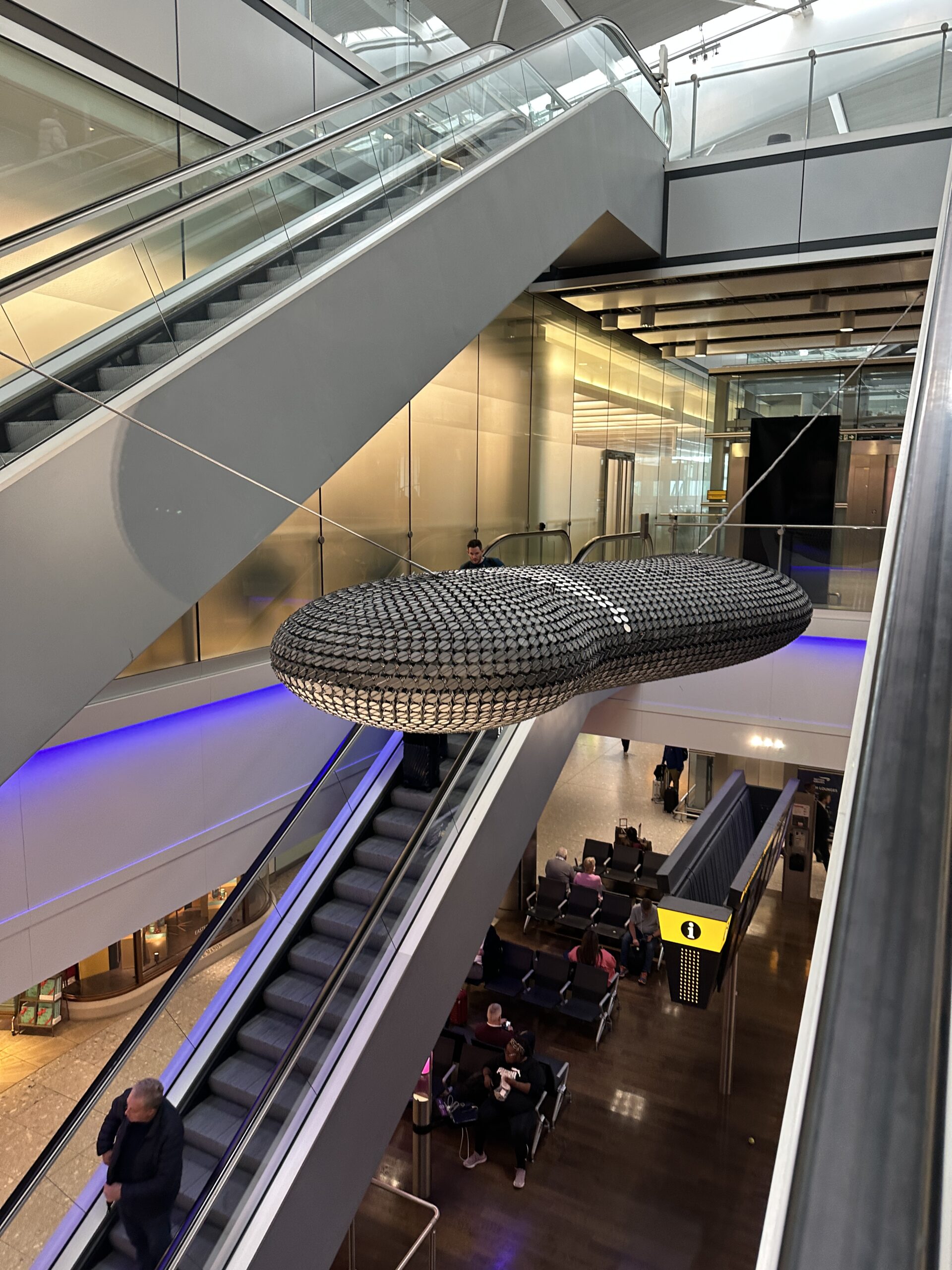 SNAPSHOT: British Airways 295 - London Heathrow to Chicago - Club World ...