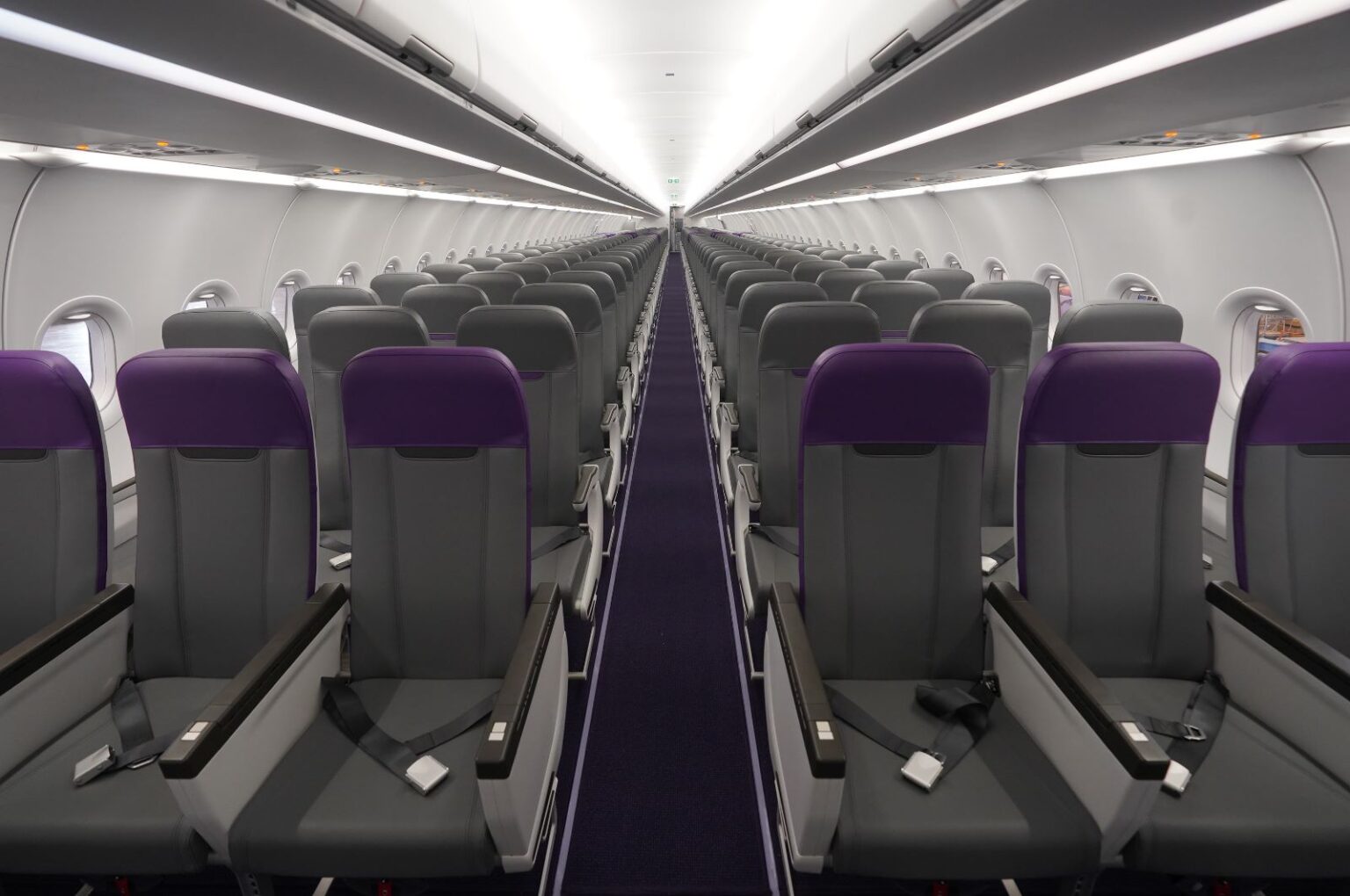 HK Express deploys its new Airbus A321neo with Recaro SL3710 seating ...