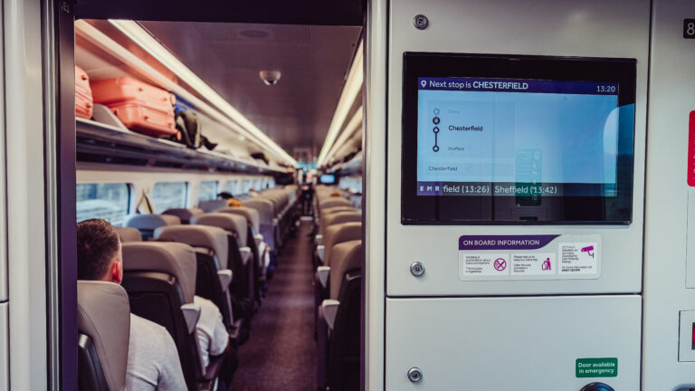 East Midlands Railway brings its Class 810 "Aurora" fleet into service ...