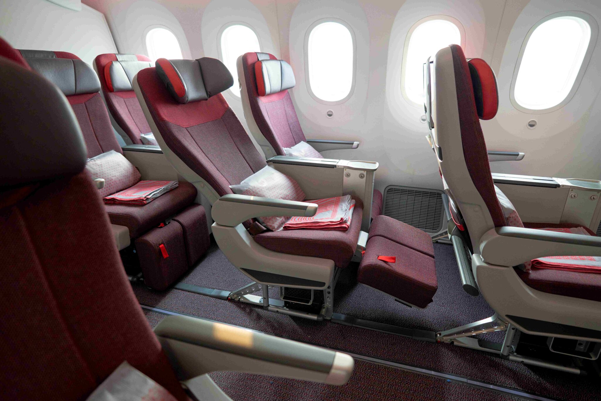 Reacro PL3530 (Line fitted) Aboard an Air India Boeing 787-9 - Image ...