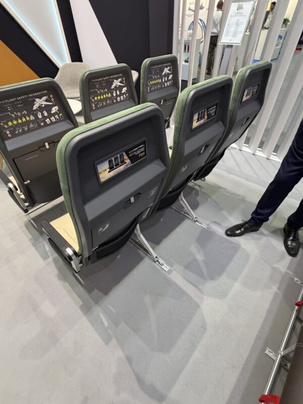 A deper dive into the Mirus Aircraft Seating Kestral - the new easyJet ...